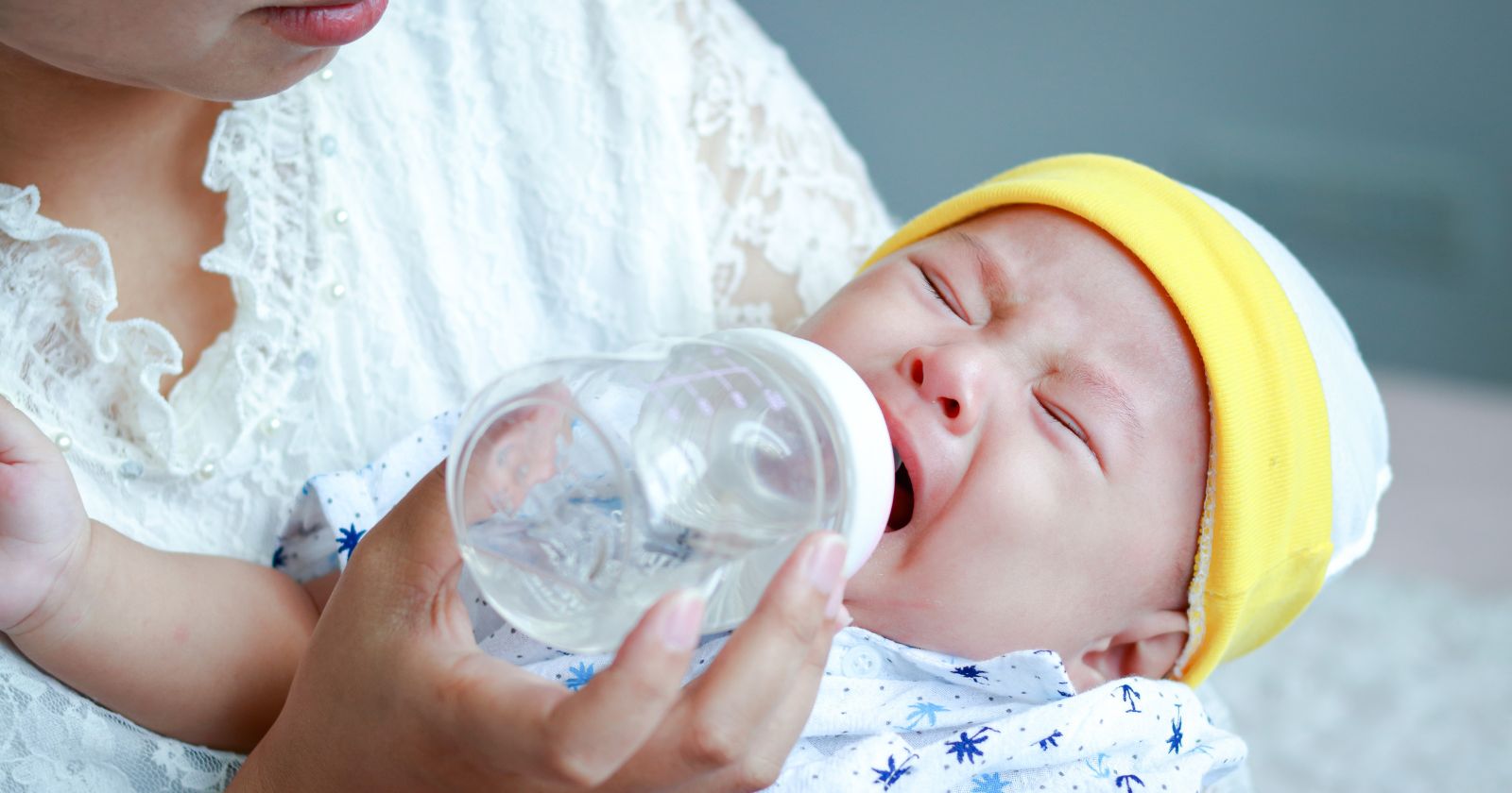 6 tips para hacer que tu bebe agarre la mamadera - Crianza Constructiva