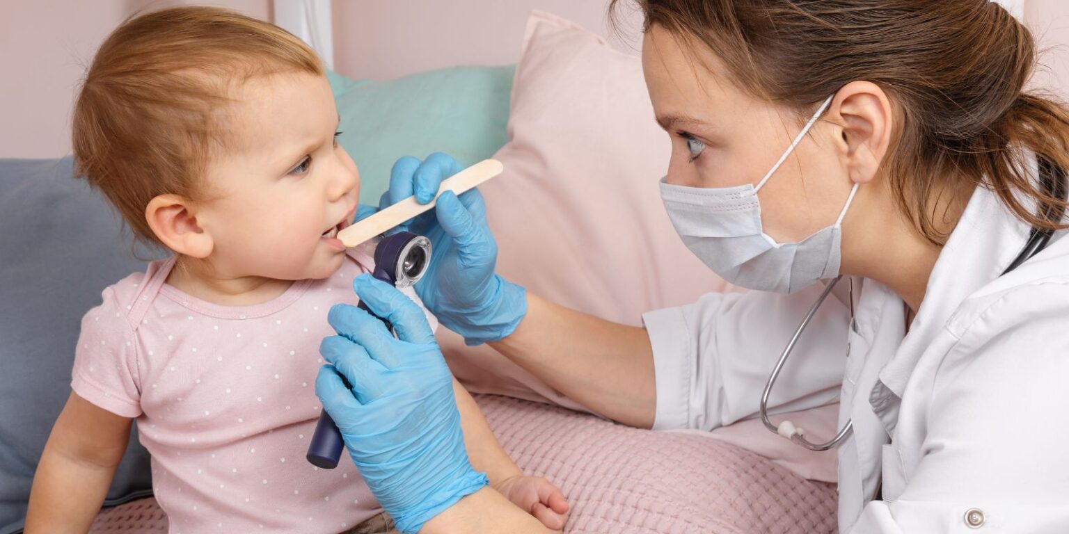 Qué causa las llagas en la boca del bebé y cómo curarlas rápido ...